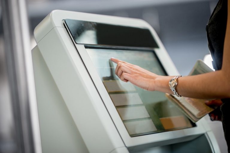 Benefits of Financial Service Kiosks in 2020 - REDYREF